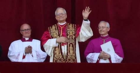 Папа Римський у Ватикані прокоментували можливий візит Лева Xiv в Україну — УНІАН