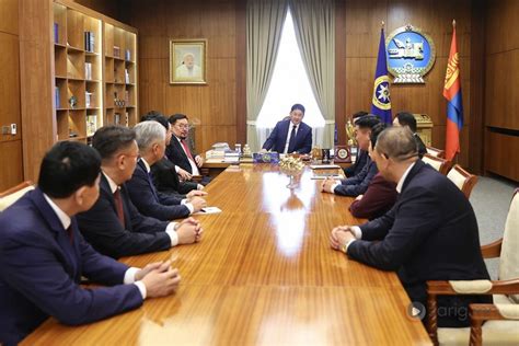 Монгол Улсын Ерөнхийлөгчид Засгийн газрын гишүүдийг танилцууллаа