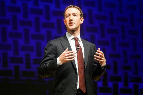 Zuckerberg Ainda Não Decidiu O Novo Nome Do Facebook Menos Fios