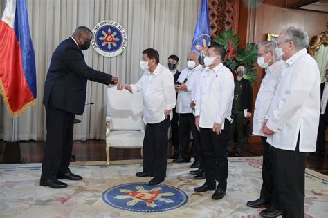 Philippines Duterte Fully Restores Key Us Troop Pact Reuters
