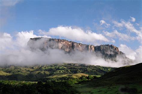El Hijo Del Halcon Negro Mount Roraima Venezuela