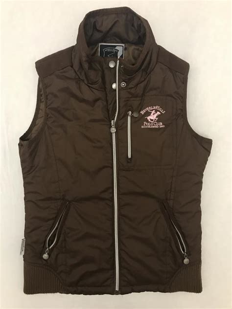 Стильна безрукавка — ціна 290 грн у каталозі Жилетки Купити жіночі речі за доступною ціною на