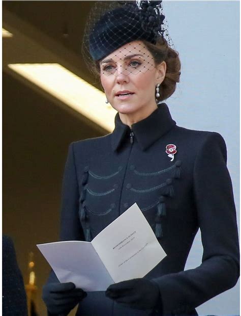 Kate Middletons Codebreakers Poppy Brooch Paid Tribute To Her