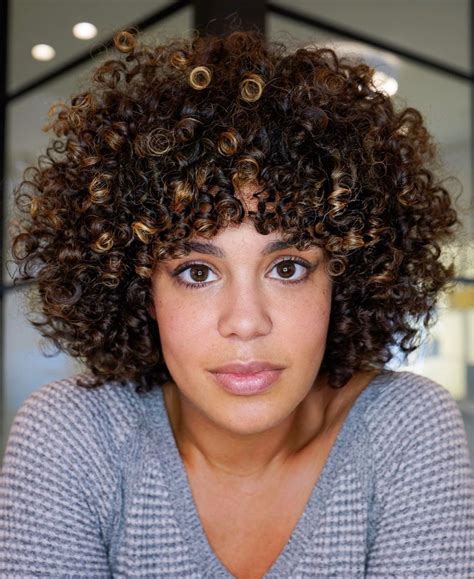 Cortes Para Cabello Rizado En Capas Luce Su Forma Natural All Things Hair MX