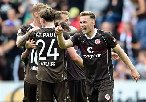 Im Liveticker So Läuft Es Für St Pauli Gegen Schalke 04