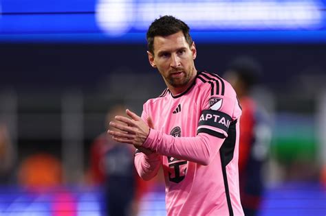 Lionel Messi Se Adjudica Por Segunda Vez El Premio Al Jugador De La