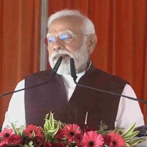 Pm Modi Unveils Rs 34000 Cr Development Initiatives In Azamgarh
