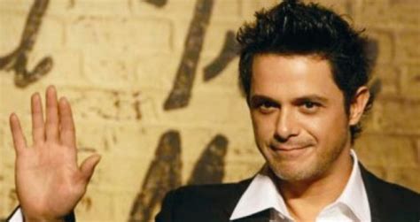 Alejandro Sanz Regresa A México Con Nuevo Disco Videos Metatube