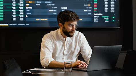 Decentralized Data Architecture Solutions And Their Impact On The