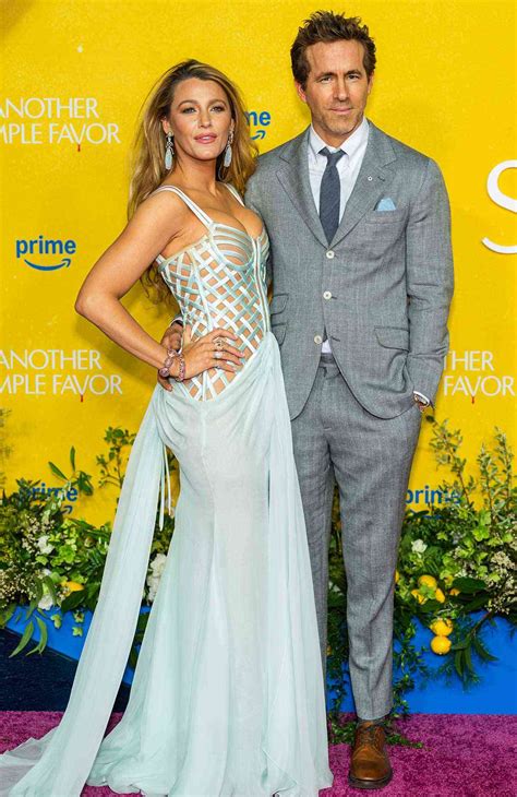 Blake Lively Handles Makeup Mishap On Another Simple Favor Red Carpet Like A Pro