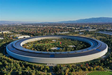Apple Becomes First Trillion Company After Boost From Pandemic Demand Ars Technica