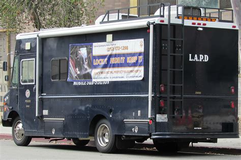 CA LAPD Mobile Command Post