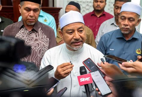 Mb Kelantan Saman 2 Adun Pembangkang Xklusif