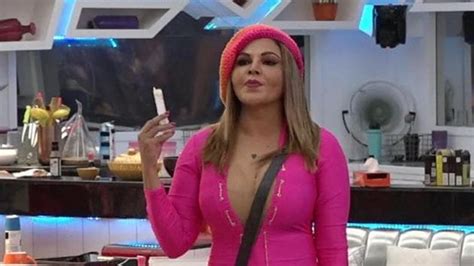 Bigg Boss 14 Rakhi Sawant Says She Never Abuses Kamya And Devoleena