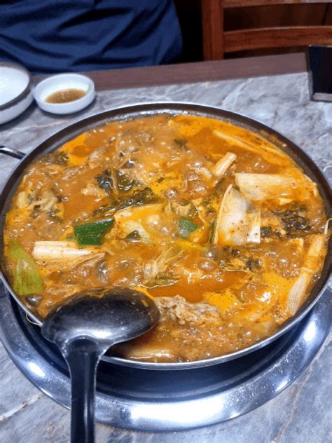 [경기 성남맛집]동네사랑방 유명한집에서 감자탕 먹은 후기 Ft 크 역시 센스가 좋아 네이버 블로그