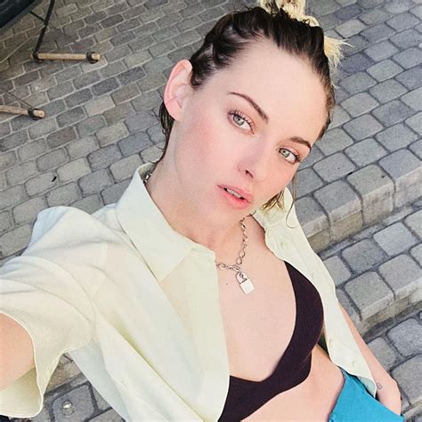Kristen Stewart Bra 6