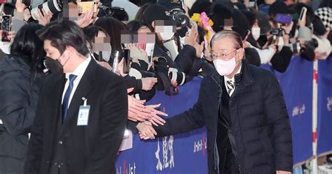 이순재 영화팬들과 인사 나누며 ★포토