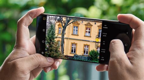Expert Raw This App Turns Samsung Galaxy Phones Into Pro Cameras