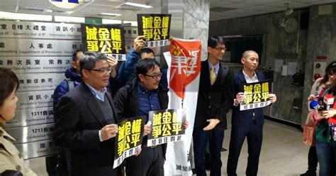 社會住宅推動聯盟 【巢運新聞稿】128 民間團體對「不動產交易所得稅」之建議巢運團體赴財政部，進行拜會行政院毛院長之會前會