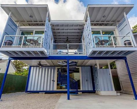 Une Maison Conteneur Avec Studios Ind Pendants R Alis E Partir De Conteneurs Dexp Dition