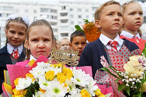 10 Pics That Prove Russians Really Dont Smile Photos Russia Beyond
