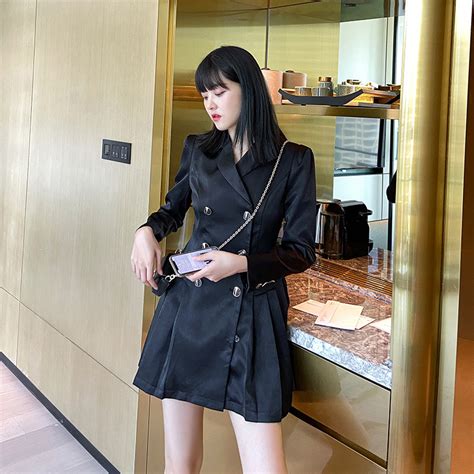 ဂါဝန် အမျိုးသမီး 2020 ဆောင်းဉီးရာသီ ဒီဇိုင်းသစ် ငိုက် ကျိန်စာ အနက် ခံယူ ခါး ဖော်ပြ ပိန်သော