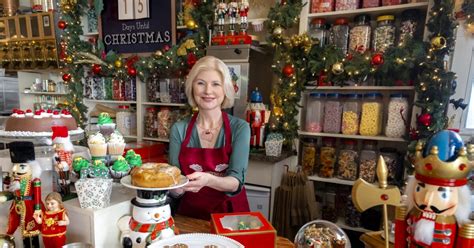 Beth Broderick As Betty On Christmas Town