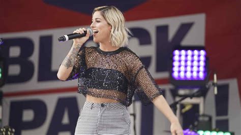 Interview Cassadee Popes New Album And Her Time On The Voice