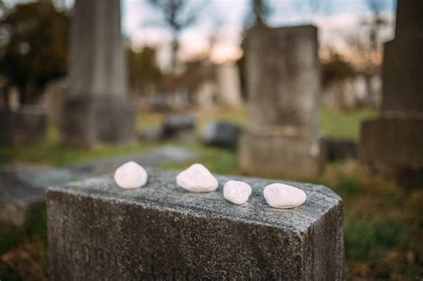 Ward Bond Grave