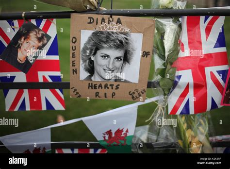 London Großbritannien 31 Aug 2017 Menschen Würdigen Prinzessin