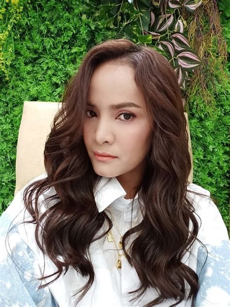 កុំឲ្យចាញ់ថៃ ពេជ្រ សោភា នាំយកល្ខោនខោលមកសម្តែងលើឆាក ក្រោយបង្ហោះសារឈឺចិត្ត កាលពីថ្ងៃមុន