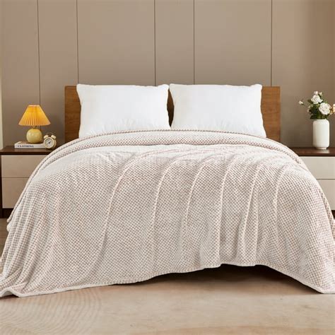 Exclusivo Mezcla Waffle Textured Soft Fleece Blanket Queen Size Bed