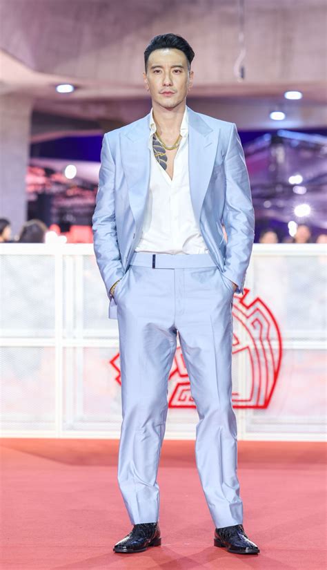 金馬61／《角頭》王陽明開深v炸胸肌帥暈 懷秋自爆「穿紅內褲」 娛樂 中時新聞網