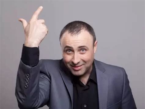 Руслан Мъйнов влиза в култова роля на Луи дьо Фюнес Ekspresso Новини