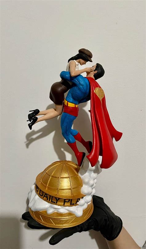 🔥superman Y Luisa Lein 30cm 🔥 Action Figures Medellín Antioquia