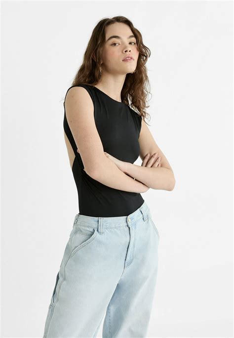 Stradivarius Open Back Top Blackschwarz Zalandode