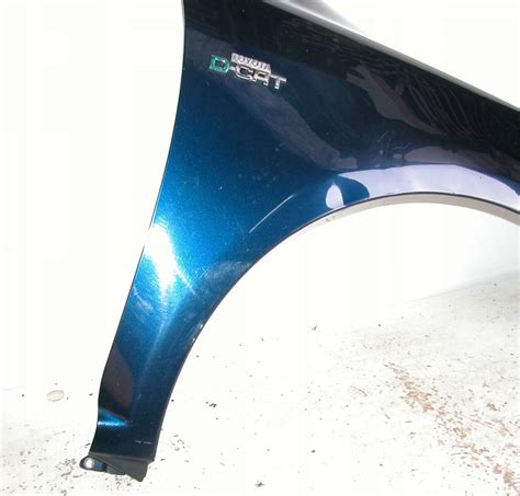 TOYOTA AVENSIS T LIFT BŁOTNIK PRAWY Shrot pl