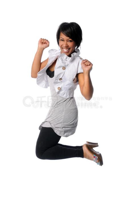 白色免抠元素 女子跳伞 女子跳伞图片免费下载 5135213127 千图网pro