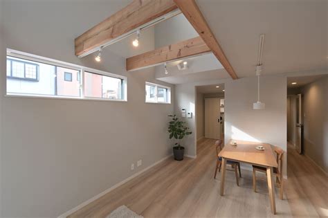 長屋リノベーション『インナーバルコニーのある暮らし』 一戸建て シックハウス対策／省エネ／高気密・高断熱／耐震／家事らく動線収納計画