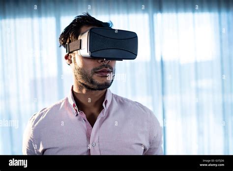 Businessman Using An Oculus Stock Photo Alamy