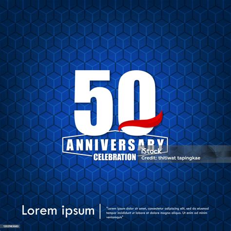 50 주년 기념 헝겊 파란색 배경에 빨간색 리본으로 격리 된 흰색 기념일 로고입니다 웹 전단지 포스터 인사말 및 초대 카드를위한 벡터 일러스트 템플릿 디자인 50주년에 대한