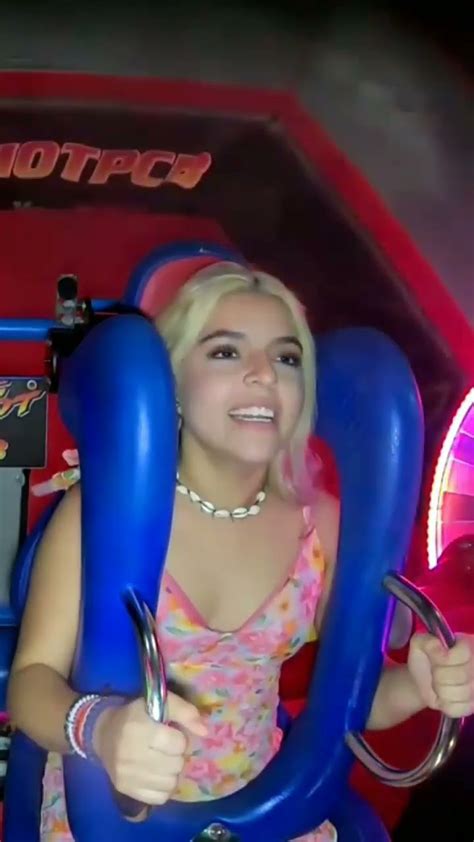 Slingshot Ride Girl Falls Out Slingshot Ride Girl Youtube