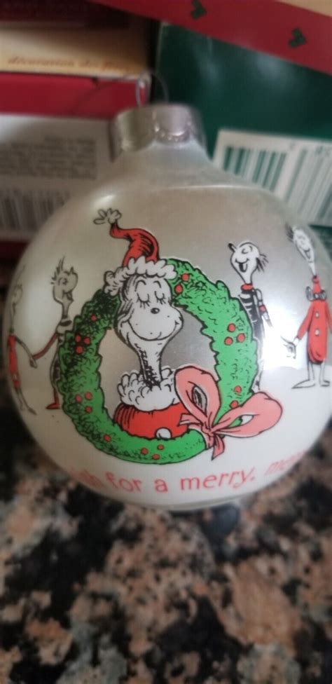 Dr Seuss How The Grinch Stole Christmas Grinch Ball Ornament Great