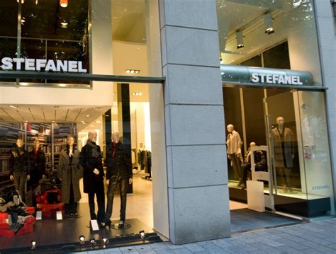 Retailer Stefanel to close down store on Calea Victoriei in Romania's ...