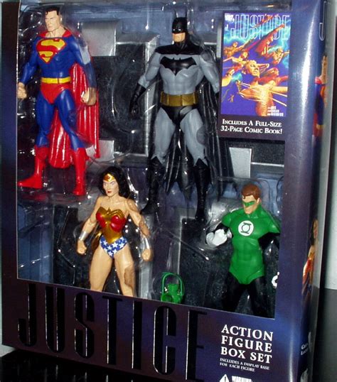 Superman Alex Ross Figure