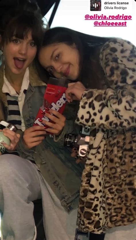 Olivia Rodrigo W Friends Foto Rare