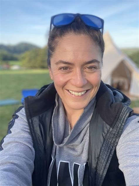 Lara Smith Jing Advanced Massage Training