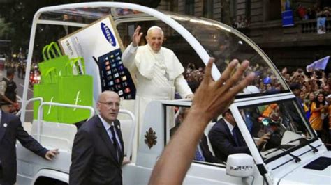 Los Mejores Memes Que Dejó La Llegada Del Papa Francisco A Chile