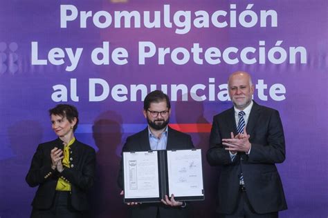 Presidente Boric Promulga Ley De Protección Al Denunciante La Tercera