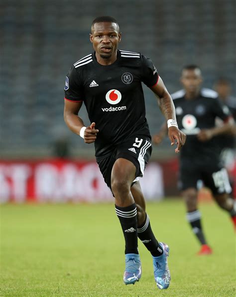 Official Pirates Striker Moves To Soweto Rivals Soccer Laduma